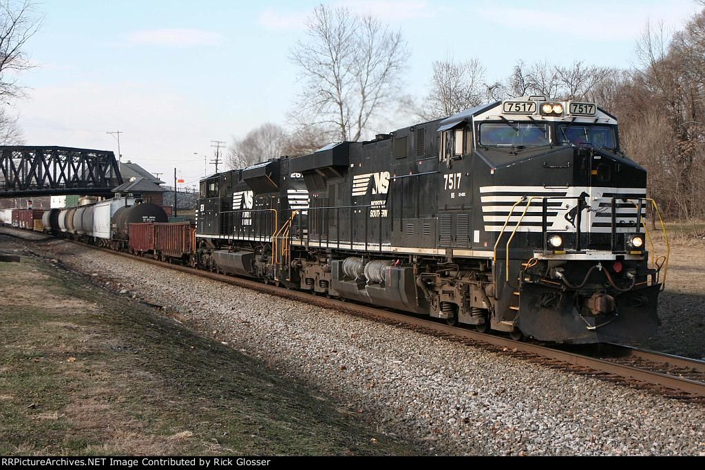 NS GEVO Leads Manifest 18G @ 1103 hrs.